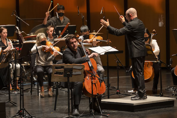 Chicago Classical Review » » Weinberg’s “Caligo” provides a compelling ...